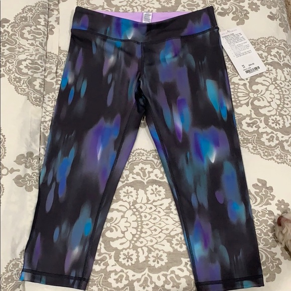 Ivivva | Bottoms | Ivivva Rhythmic Crop | Poshmark